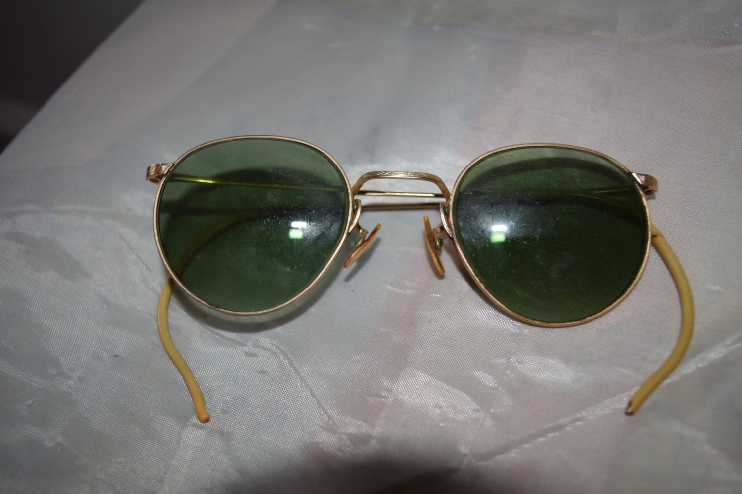 Brass Wire Rim Vintage Men’s Sunglasses – Haute Juice