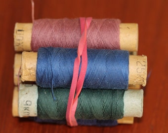 Vintage thread spool | Etsy