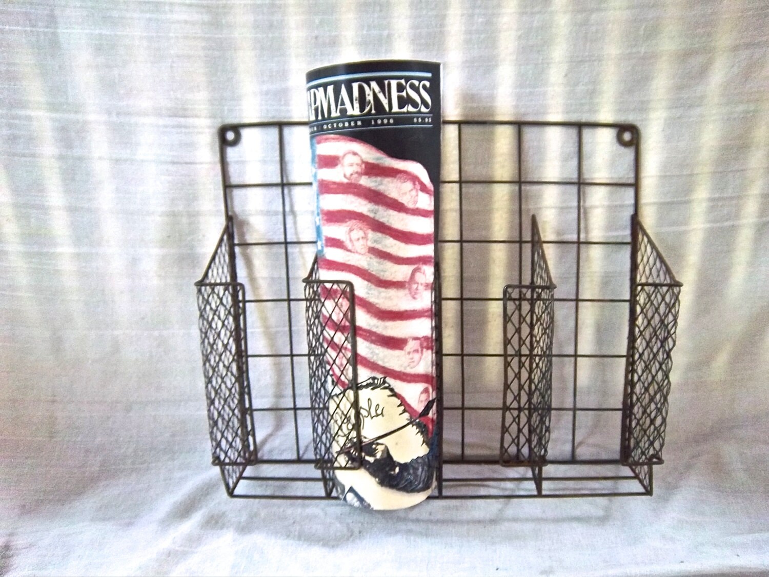 Vintage Wire Rustic Wall Hanging Pocket Rack Books Magazines Bottles ...