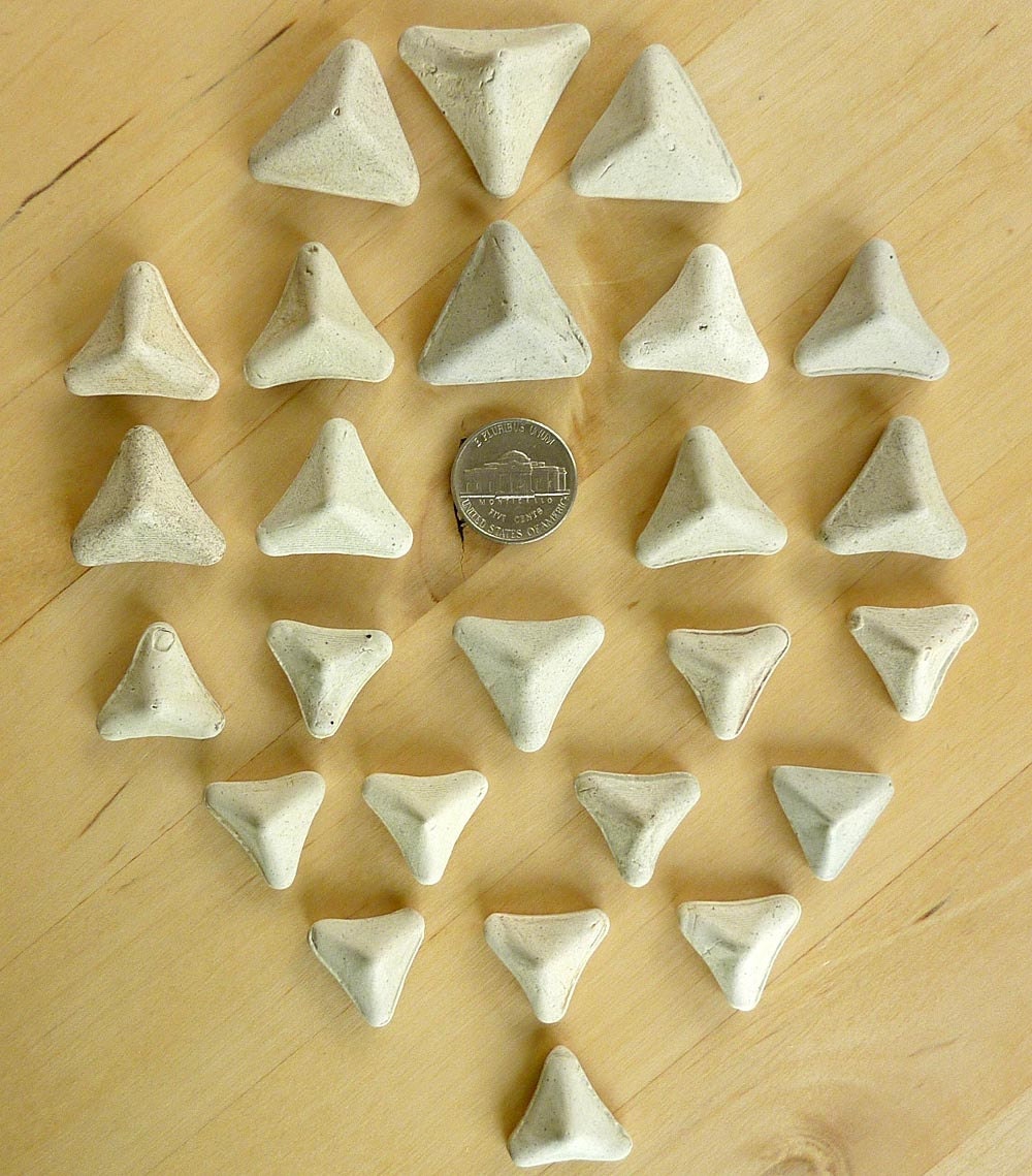 25 beach SEA POTTERY Triangles Antique Scottish Kiln Rests – Haute Juice