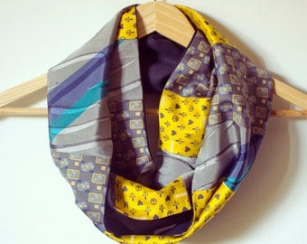 Upcycled Vintage Neckties Infinity Scarf bordeaux by CLabAtelier