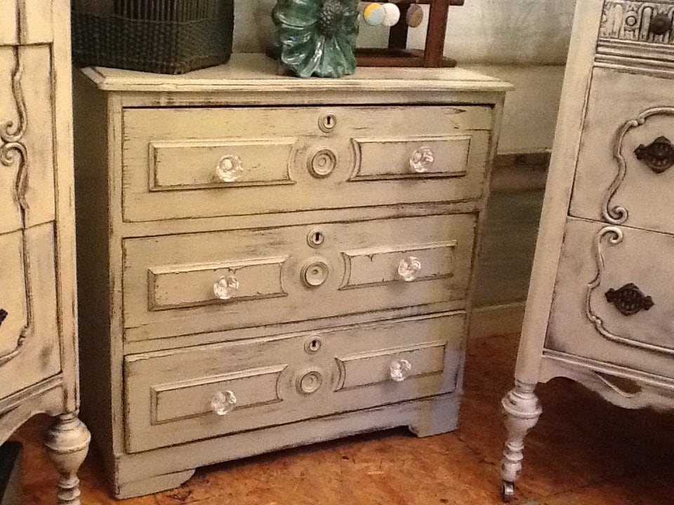 Antique Small Chest/Night Stand – Haute Juice