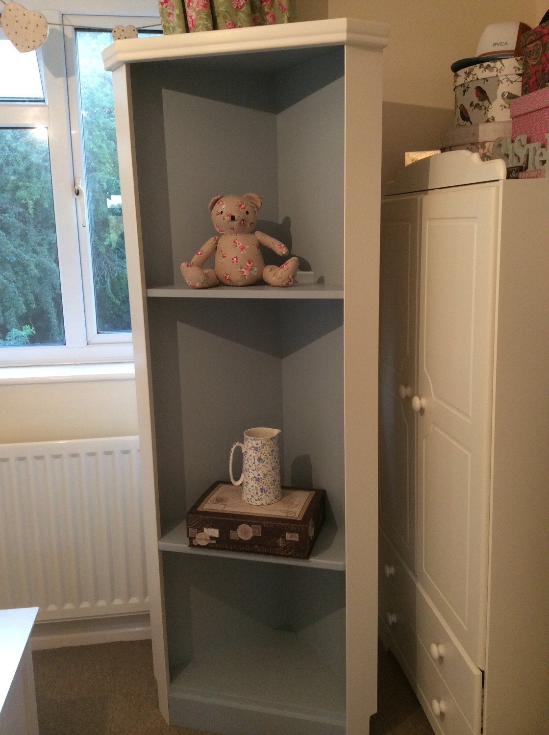 Beautiful LITTLE GREENE hand painted large corner unit – Haute Juice