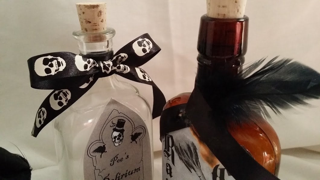 Edgar Allen POE RAVEN Claws and Delirium potion poison bottles