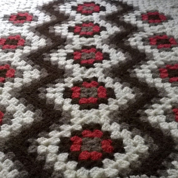 CROCHET PATTERN: Diagonal Granny Square Baby Blanket