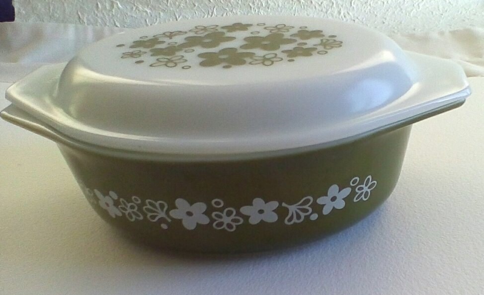 Vintage Pyrex Oval Casserole Dish with Lid Spring Blossom Green / Crazy ...