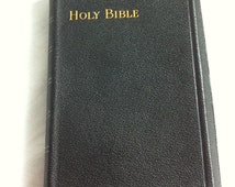 Vintage Family Bible - The Holy Bible - Old Testament and New - Printed ...
