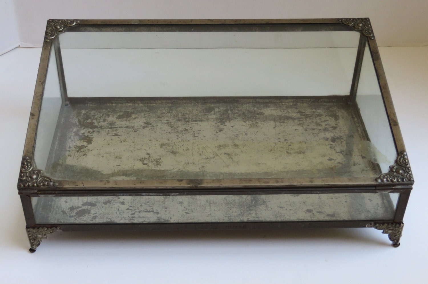 Antique Glass and Tin Cigar Box – Haute Juice