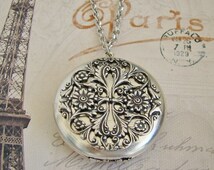 Popular items for extra large locket on Etsy