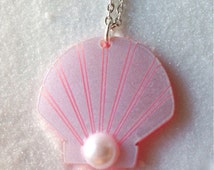 Popular items for cut shell necklace on Etsy