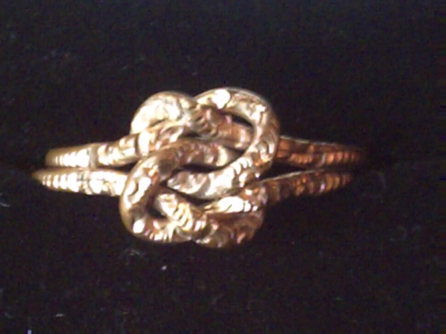 Antique Victorian rolled gold love knot ring approx UK size T – Haute Juice