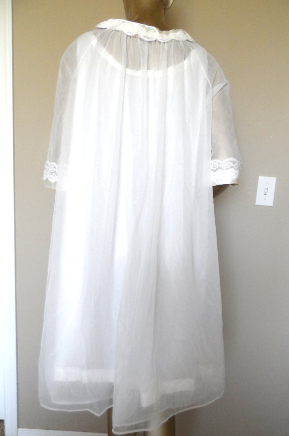 Vintage Sexy Sheer White Negligee And Peignoir By Happyvalleyavenue