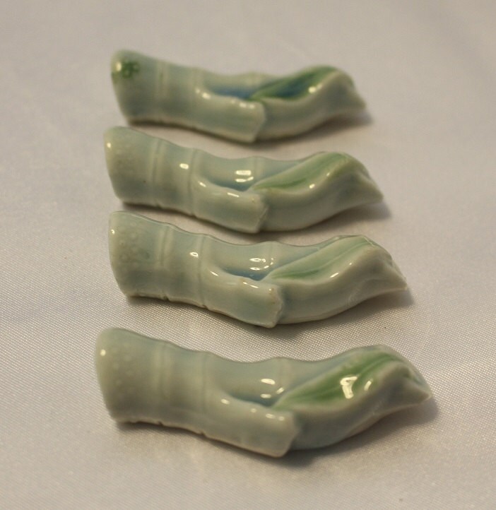 Set of Four Bamboo Chopstick Rests – Haute Juice