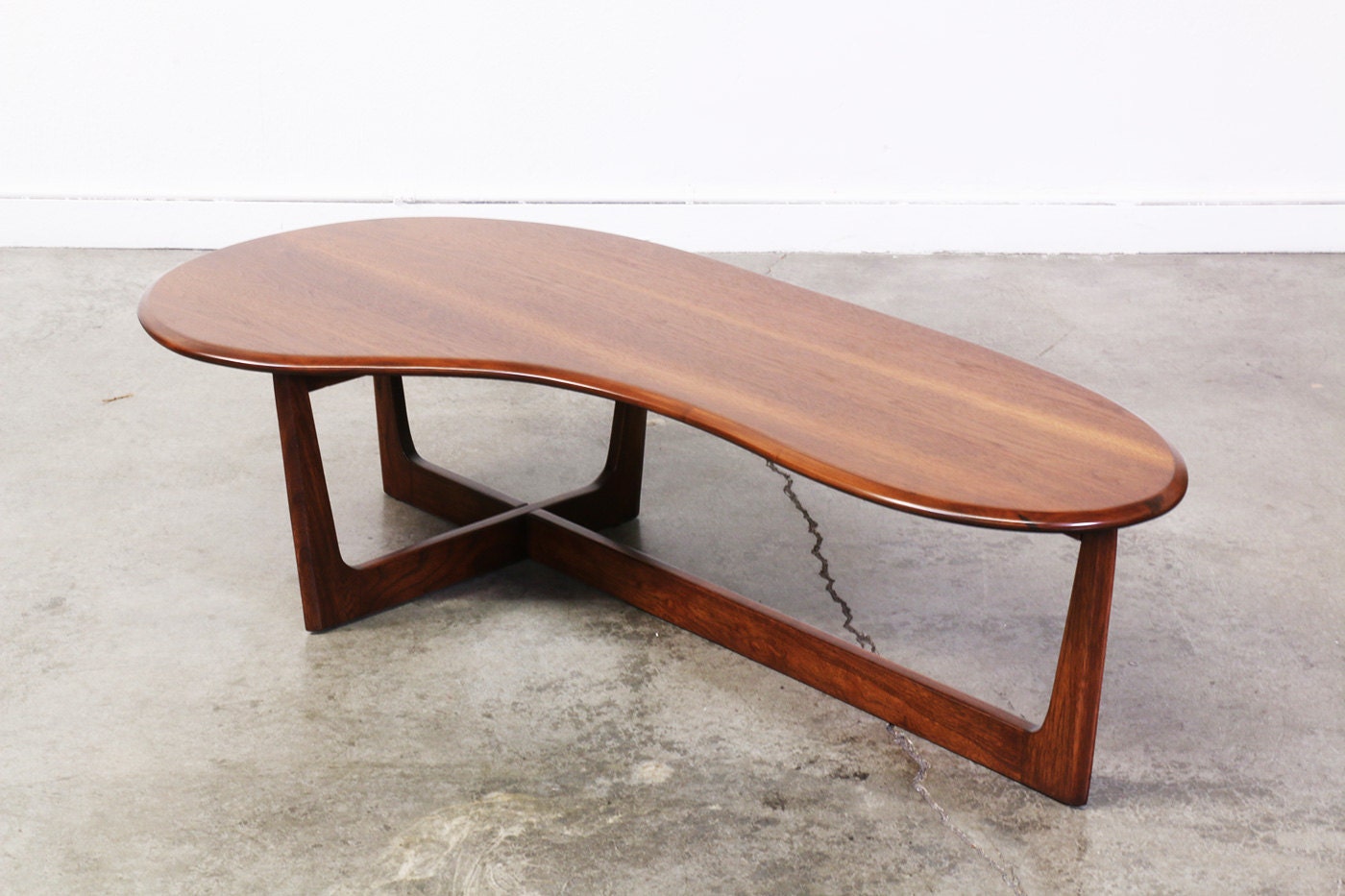 Amazing Vintage Walnut Coffee Table by Lane – Haute Juice