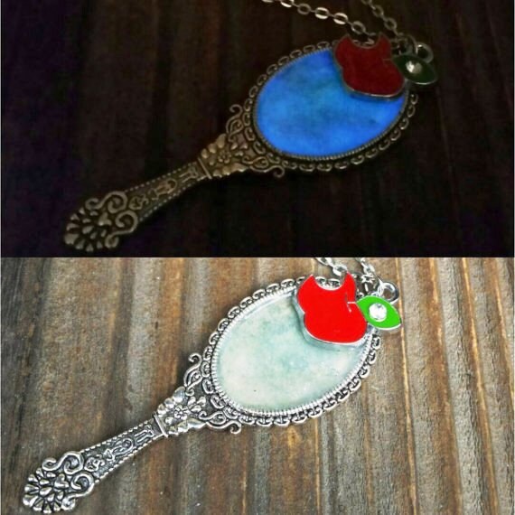 Descendants Inspired Evie's Magic Mirror, Glow in the Dark Disney ...