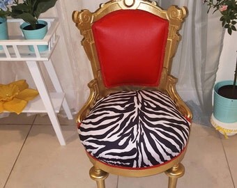 Queening chair | Etsy