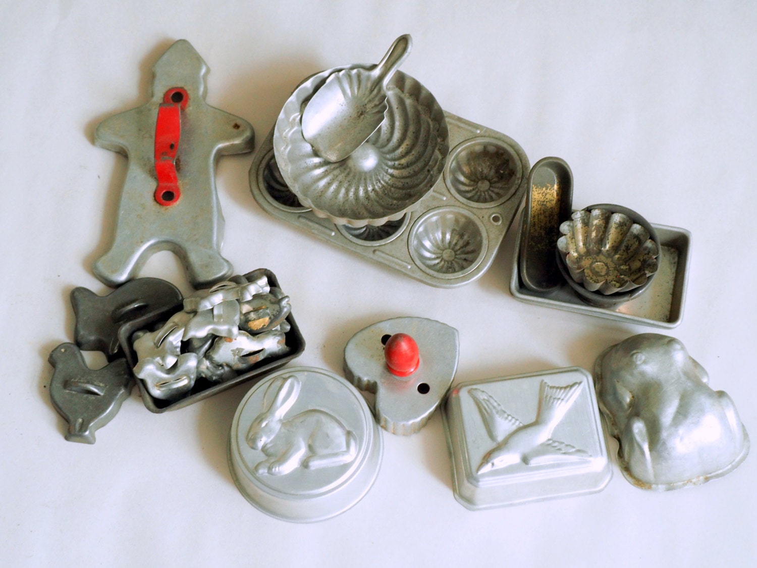 Pre-1960 Retro Set of 29 Vintage Miniature Tin Baking Cake / Cookie ...