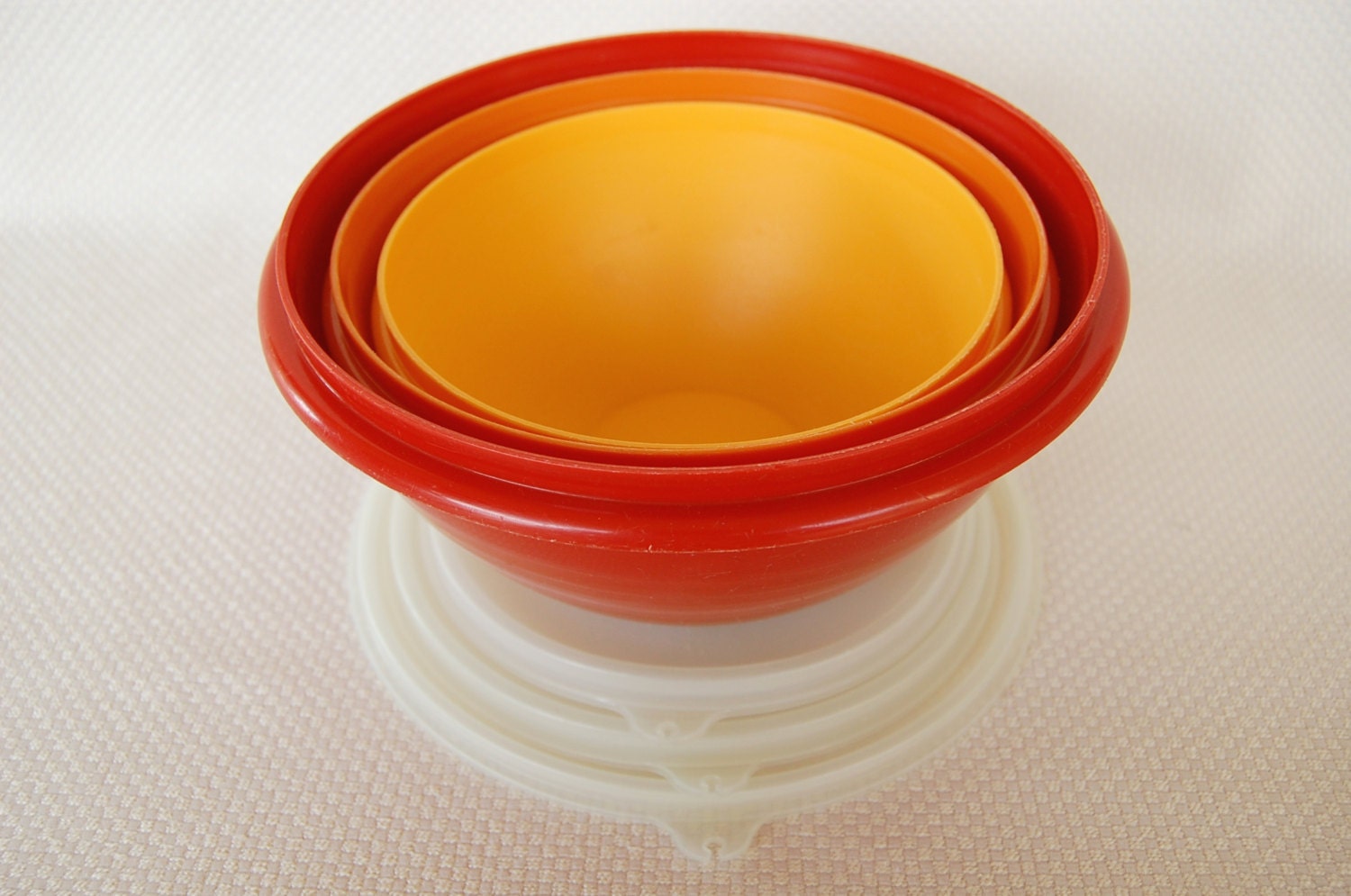 Set of 3 Vintage Fall Colors Tupperware Wonderlier Bowls and Seals ...
