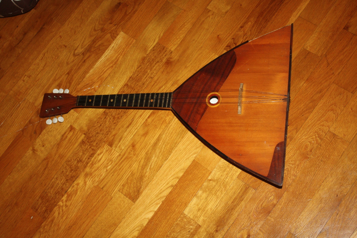 Russian Vintage Balalaika 6 String Wooden Guitar Vintage
