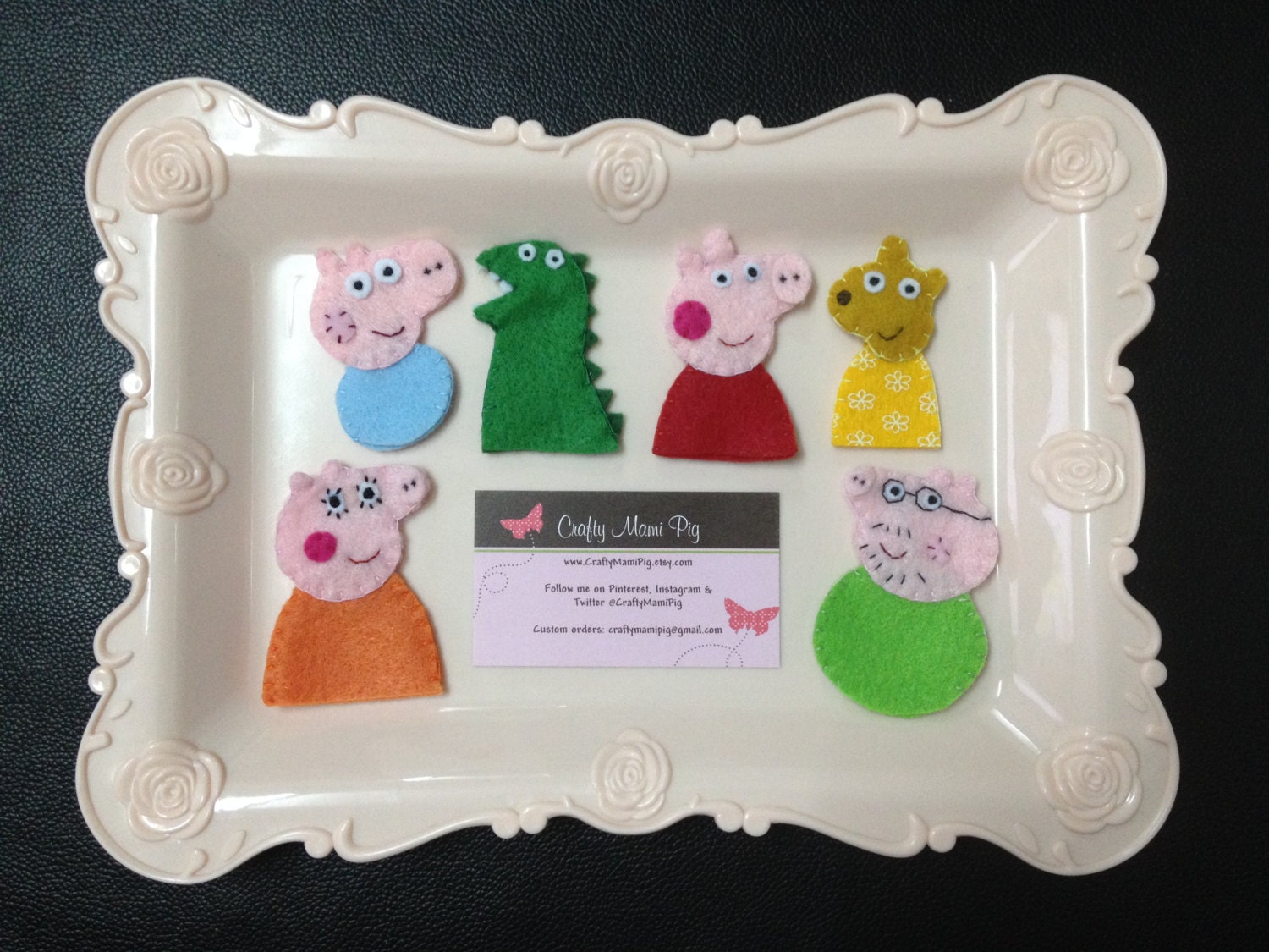 Peppa Pig Family Finger Puppet felt set Daddy Mummy Pig