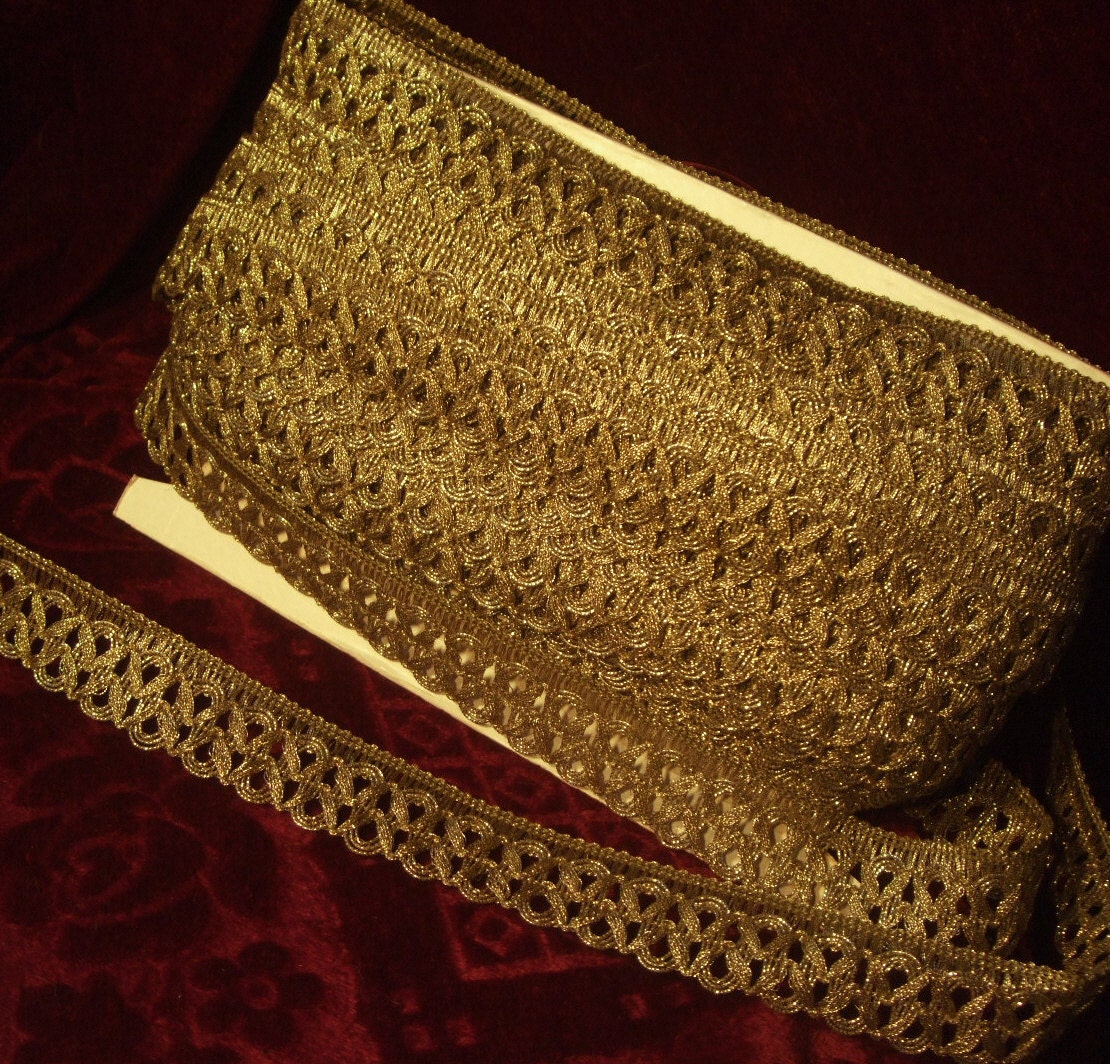 Vintage gold metallic lace trim ribbon with double row braid