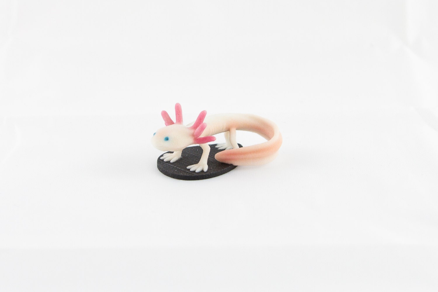 Tiny Axolotl Sculpture Figurine