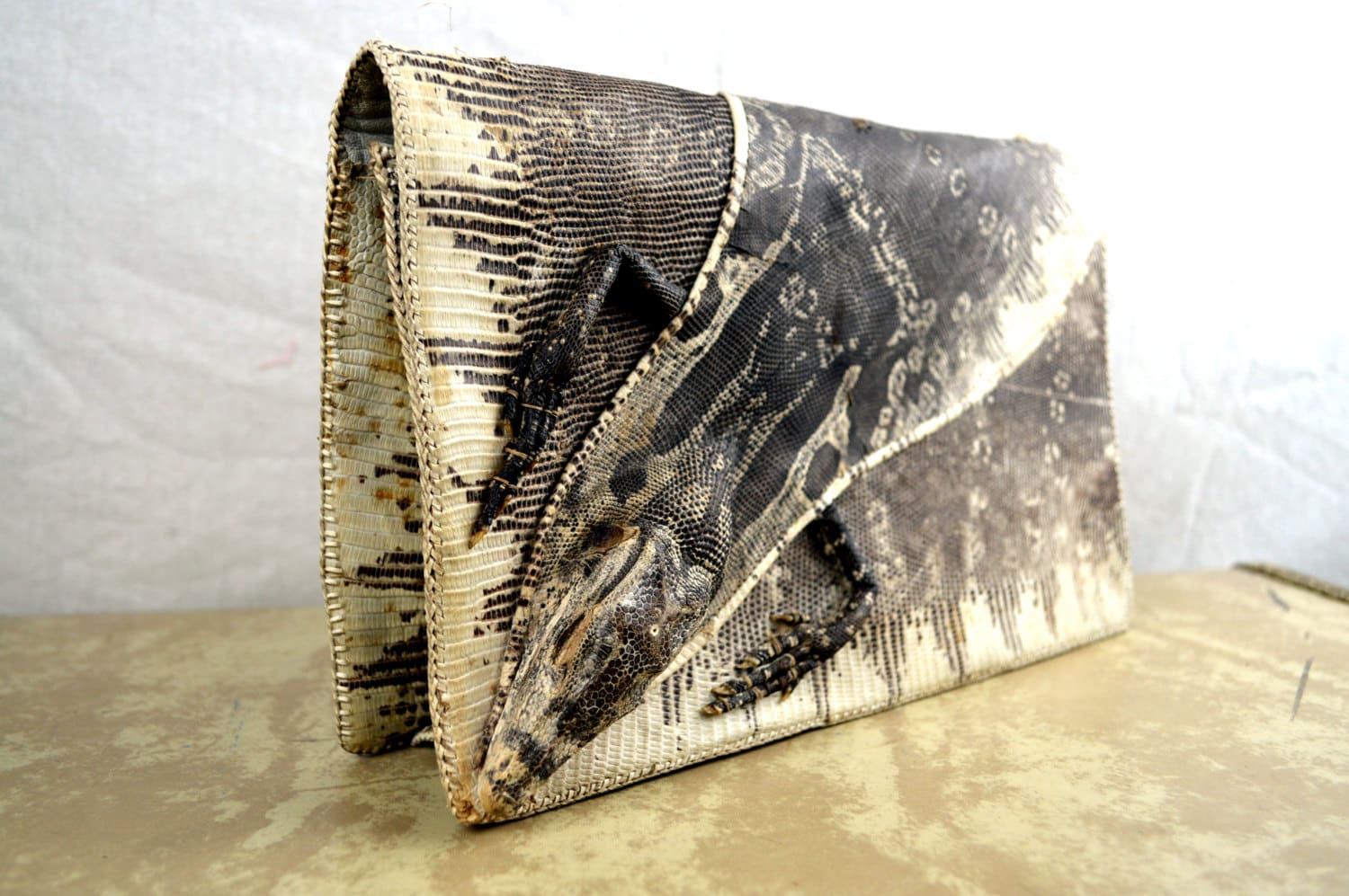 Real Vintage Distressed Crocodile Alligator Purse Clutch – Haute Juice