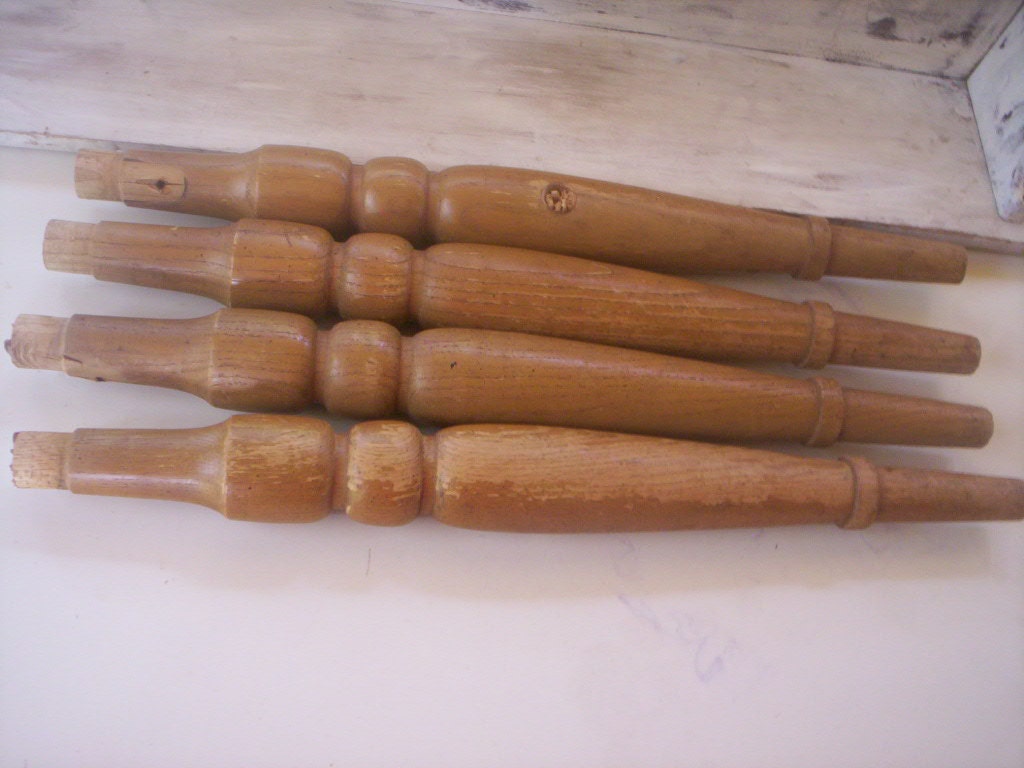 Hand turned wood/Vintage wood scrap/Salvage dowel rod spindles wood ...