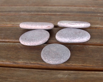 Flat beach stones | Etsy