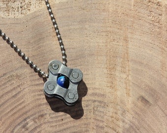 Bicycle made from recycled bike chain.you know you want one.