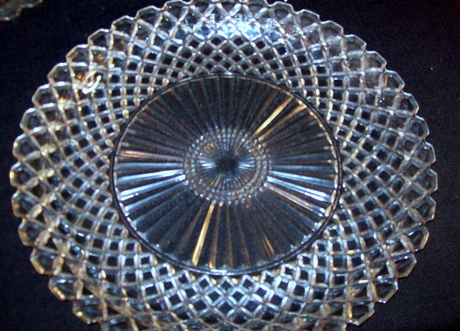 BIG platter pressed glass DIAMOND STARBURST Pattern 14 inch vintage ...