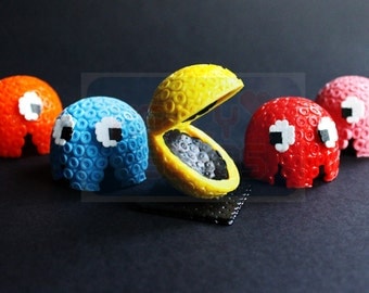 Items similar to Pacman cuff bracelet made with mini hama beads on Etsy