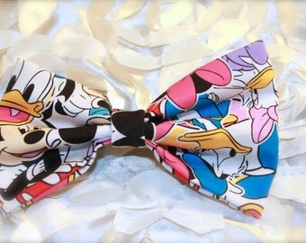 Daisy duck bow | Etsy