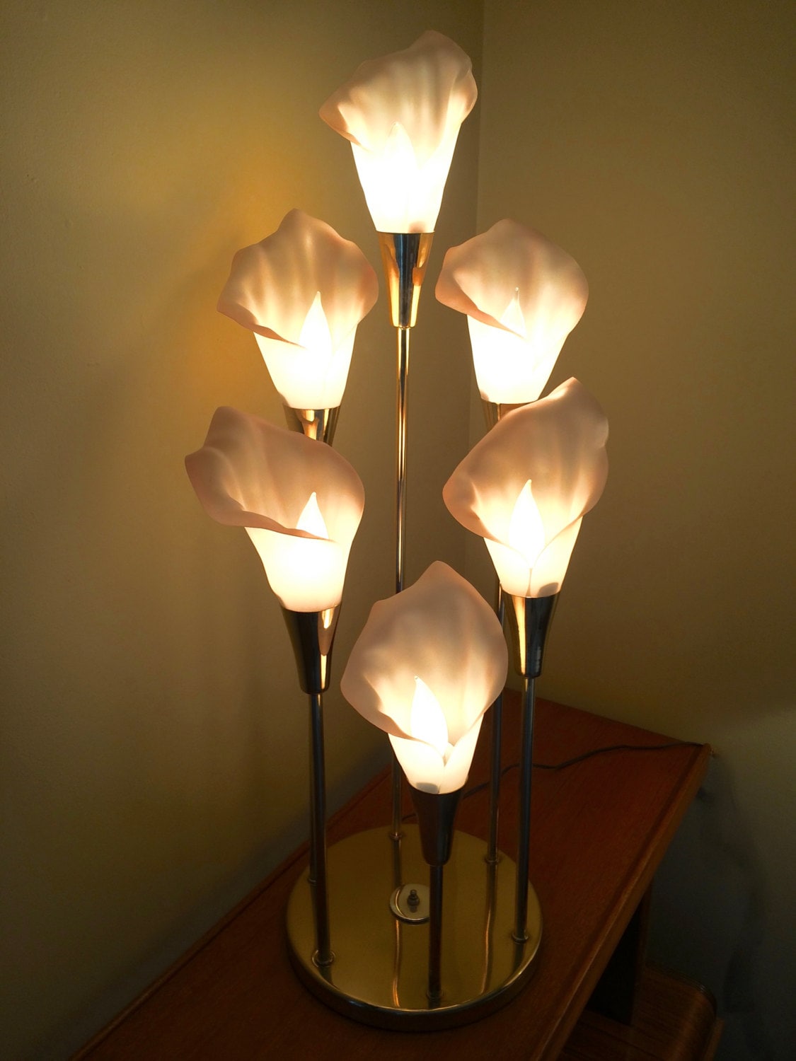 Calla Lilies Lamp Mid Century Modern Brass 6 Light Lamp with
