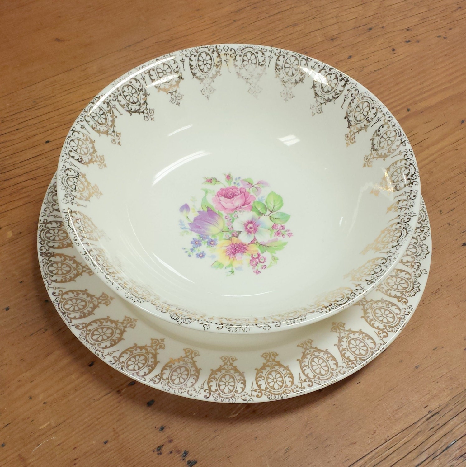 2 Stetson Serving Dishes ~ Pink Purple Floral Center ~ Mix and Match ...