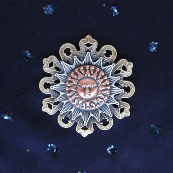 Sun Worshiper's Brooch Sun Pin Sun Moon by PINSwithPERSONALITY
