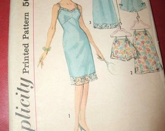 Items similar to Vintage 1960s Simplicity 7693 Pattern Slip Half Slip ...