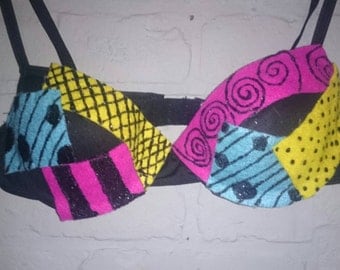 Hand Designed Custom Bras for Ladies on a by BanginBoobWear