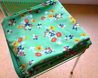 Vintage tablecloths | Etsy