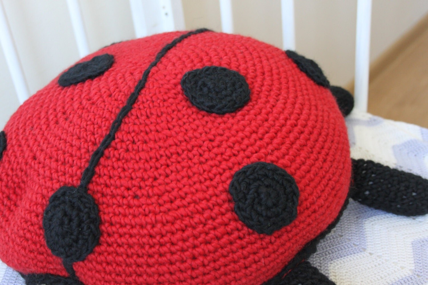 Crochet lady bug pillow / round pillow / baby pillow / kids