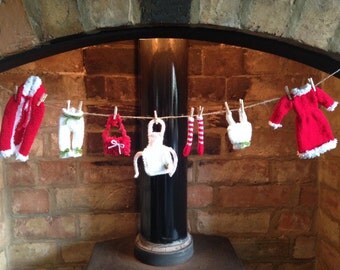 Christmas Garland Elf's Laundry Hand Knitted Washing