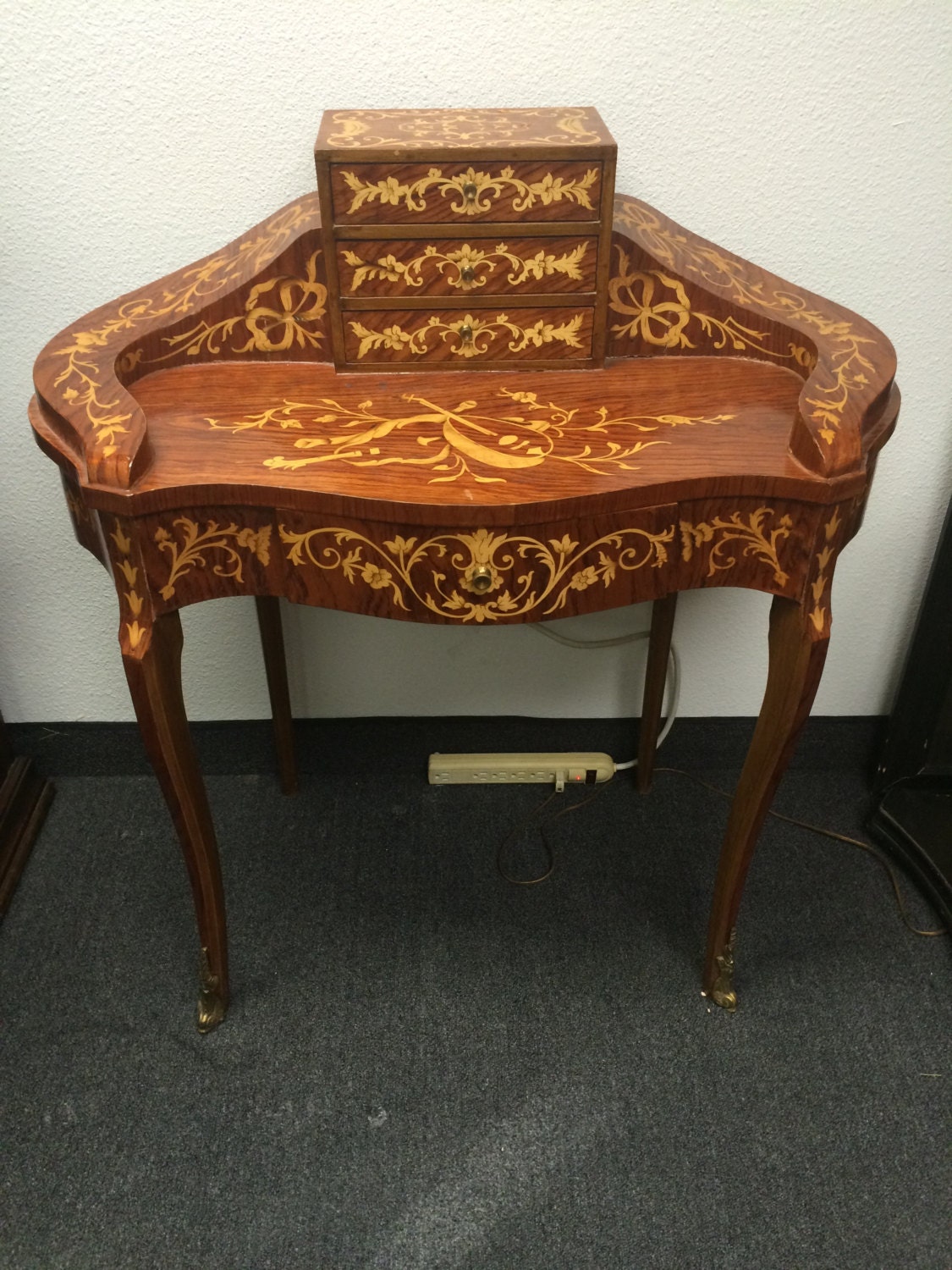 Antique Inlay Entry Table – Haute Juice