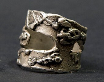 Barnacle ring | Etsy