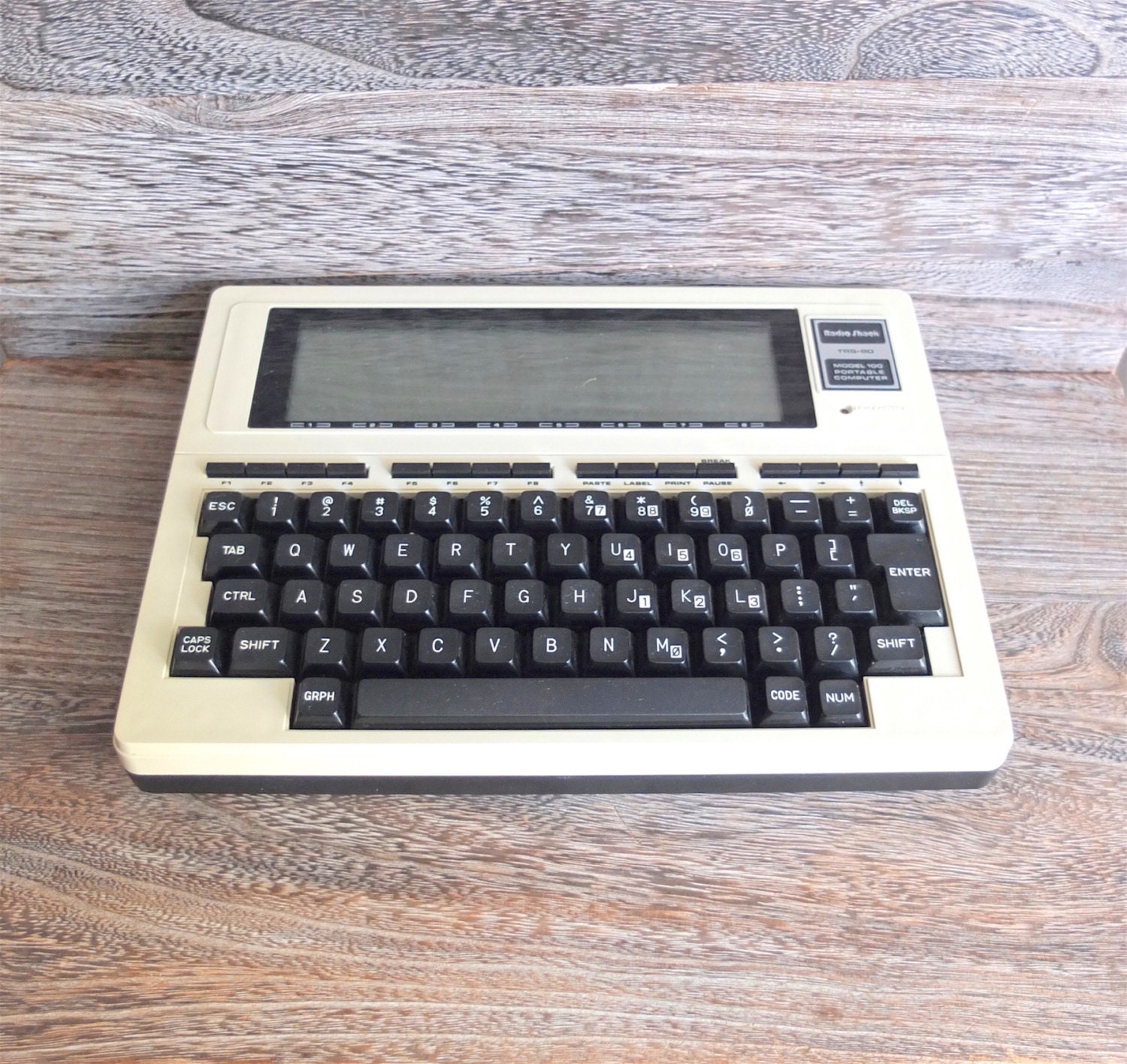 Vintage RADIO SHACK TRS-80 Portable Computer Model 100