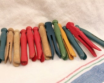 Vintage clothes pins | Etsy