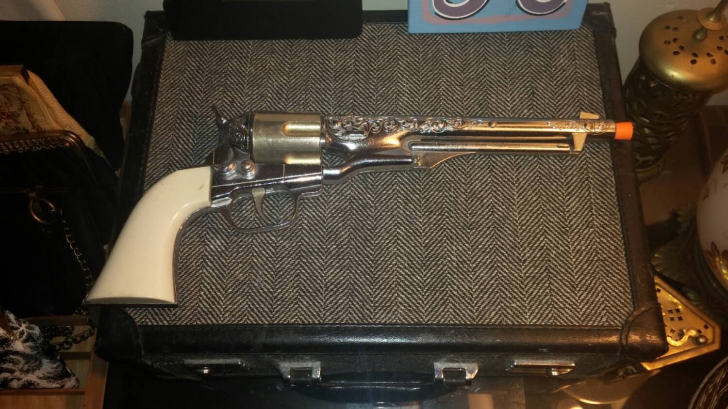 Toy Gun TOY Colt 45 Hubley Colt .45 Hubley Cap Gun Cap
