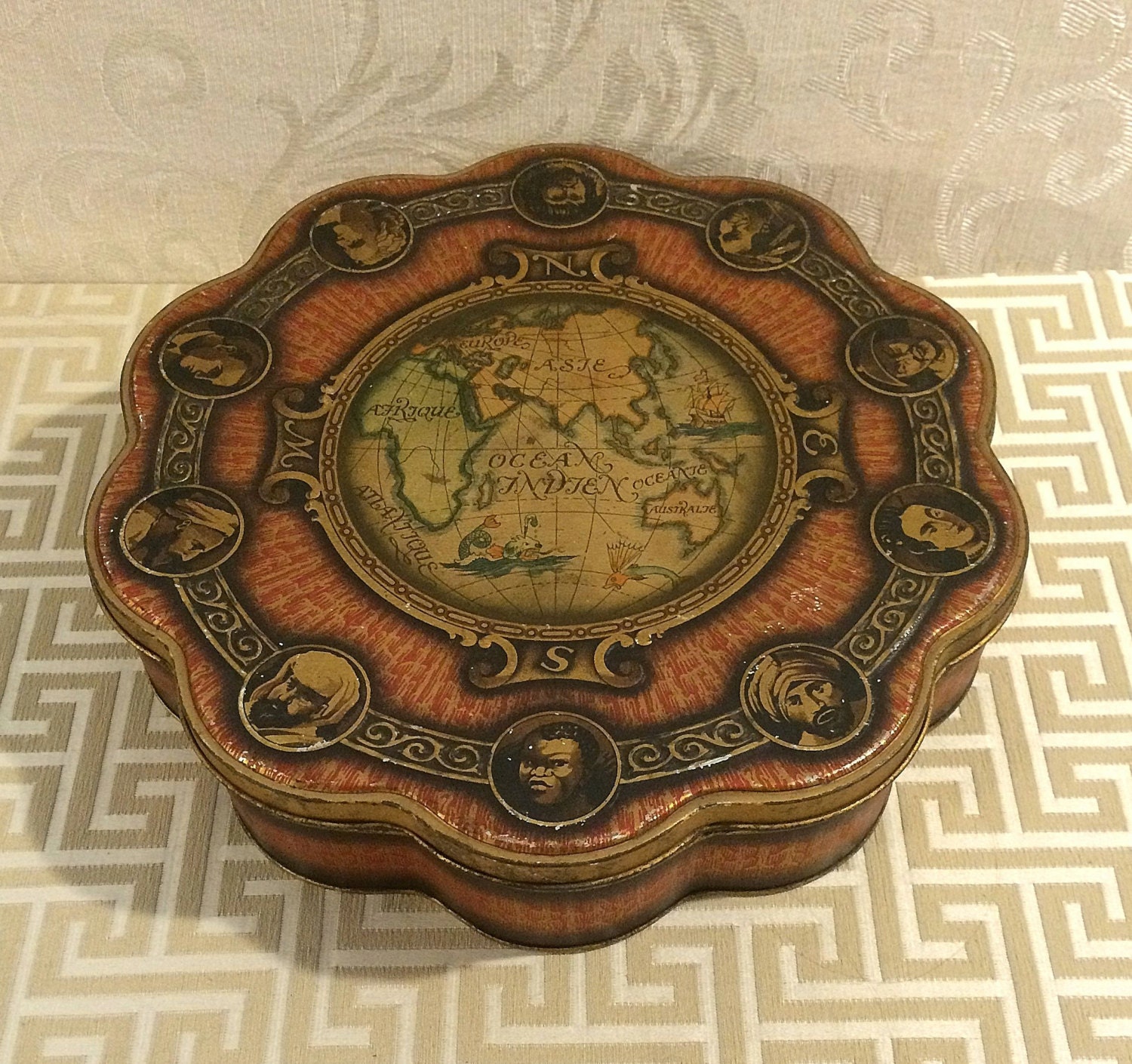 Old World Map, Victoria Biscuit Tin, Vintage Tin Box, Historical ...