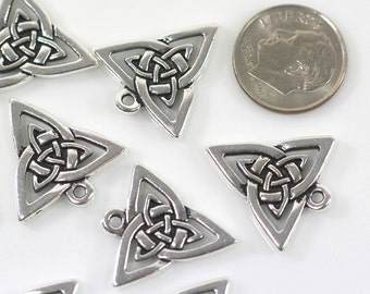 Triangle celtic knot | Etsy