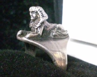 Sphinx ring | Etsy