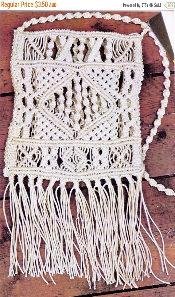 ON SALE VINtAGE Macrame RETRo LIFESTyLe 70'S by Crafting4Ever2013